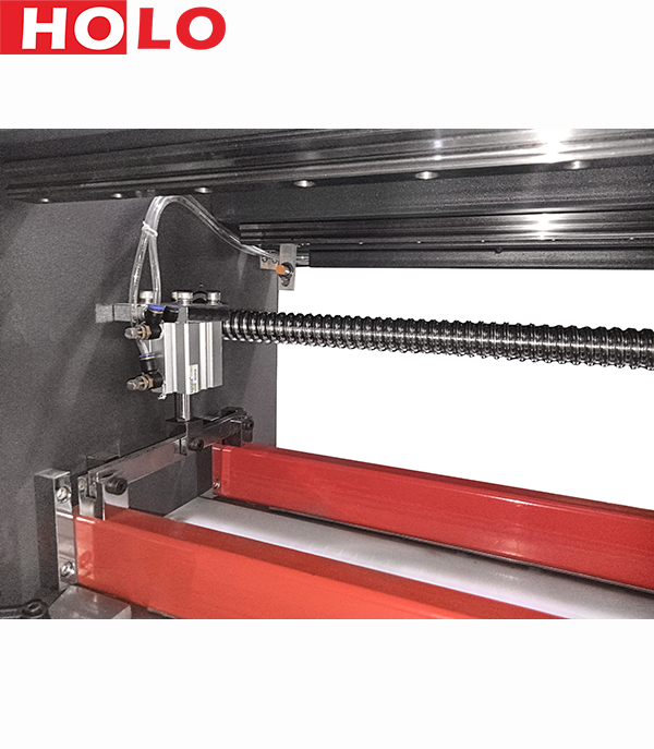 HOLO TB Conveyor belt Automatic Finger Puncher